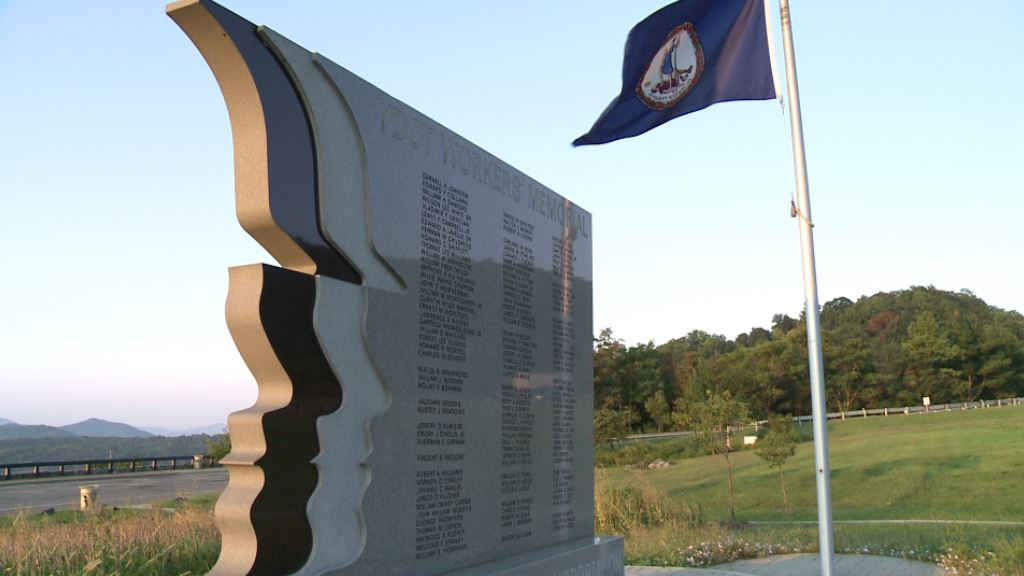 VDOT honors workers killed in roadway accidents