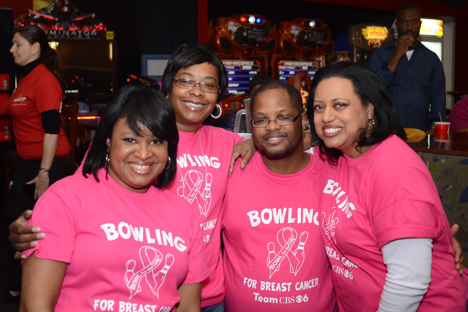 Team CBS 6 bowl in honor of Stephanie Rochon with ‘Bowl for Boobs’